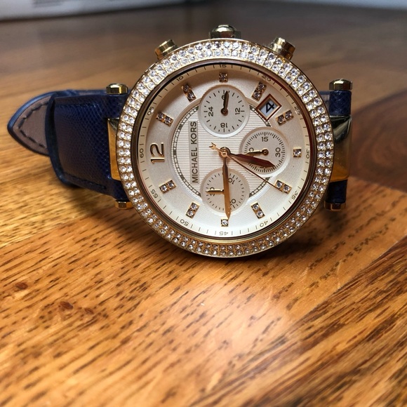Michael Kors | Accessories | Gold Diamond Face Michael Kors Watch Mk228 ...